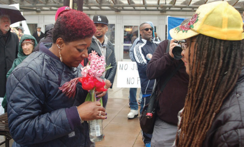 10 Years After his Death, Dontre Hamilton’s Family Calls for More ...